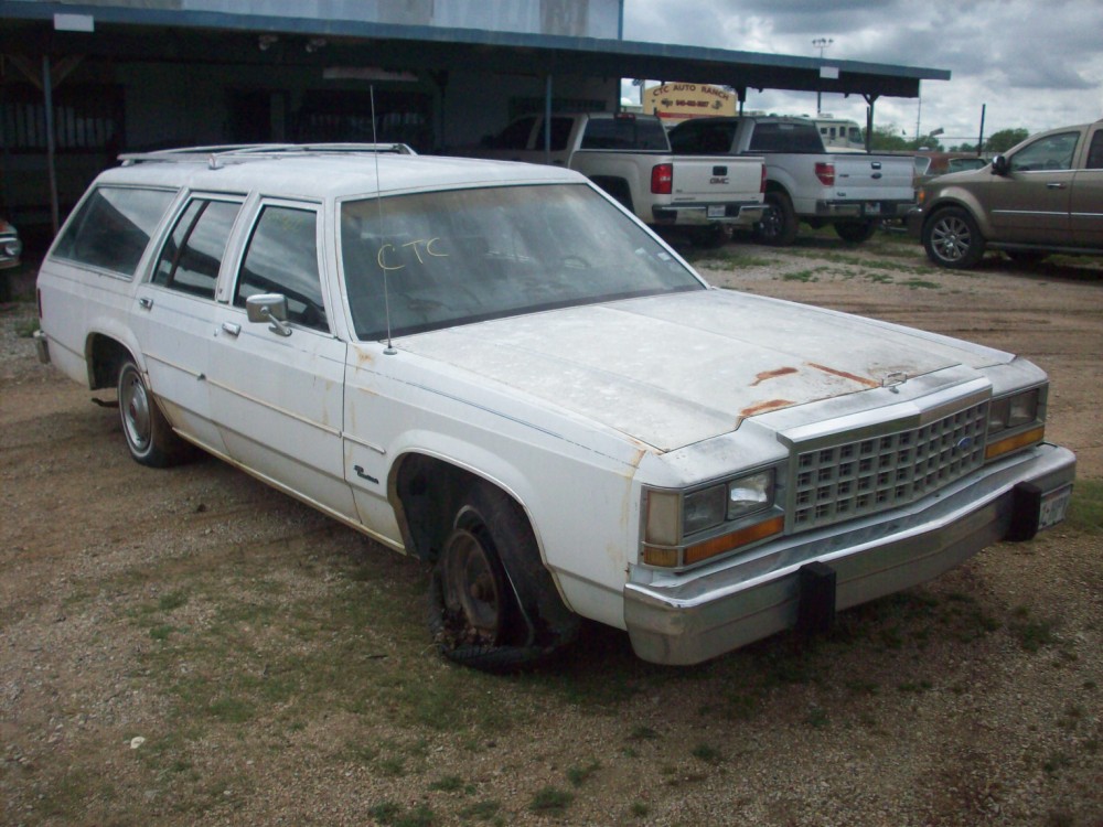 1985 Ford LTD Crown Victoria Wagon